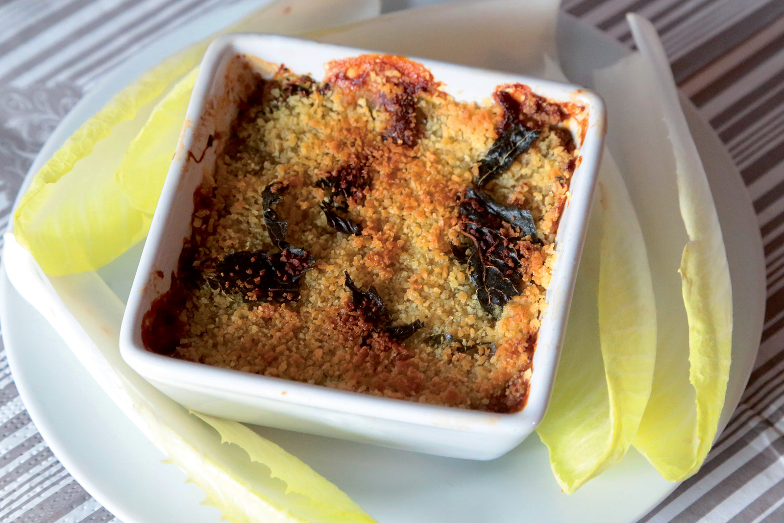 Crumble de courgettes au chèvre et menthe poivrée - Essonne Tourisme